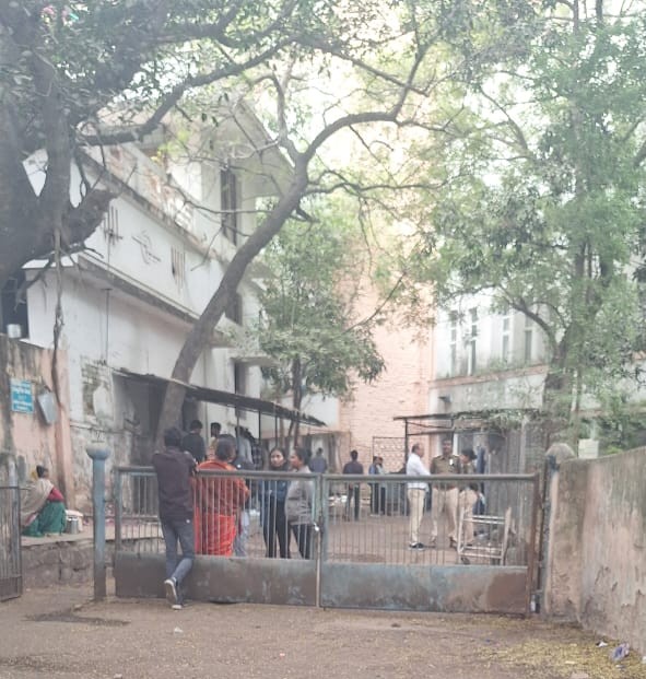 Patient jumps to death from 7th floor of Hamidia Hospital: Struggled ...