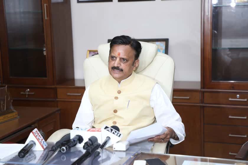 MP plans upgrade in medical infrastructure under CM Care Scheme