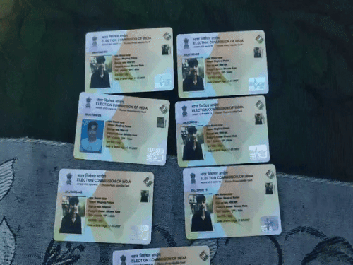 7 voter IDs in name of one person in Sikar; Different voter ...