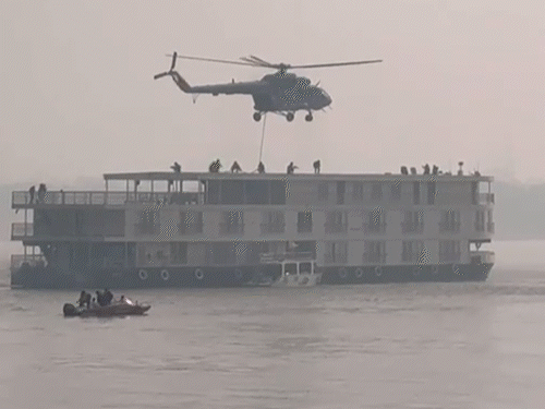 NSG commandos perform mock drill on cruise Tourists rescued as ...