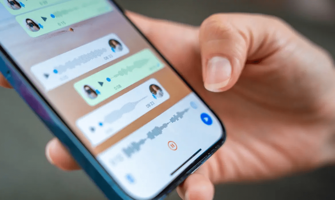 Convert WhatsApp voice notes into text-'Voice Transcripts feature ...