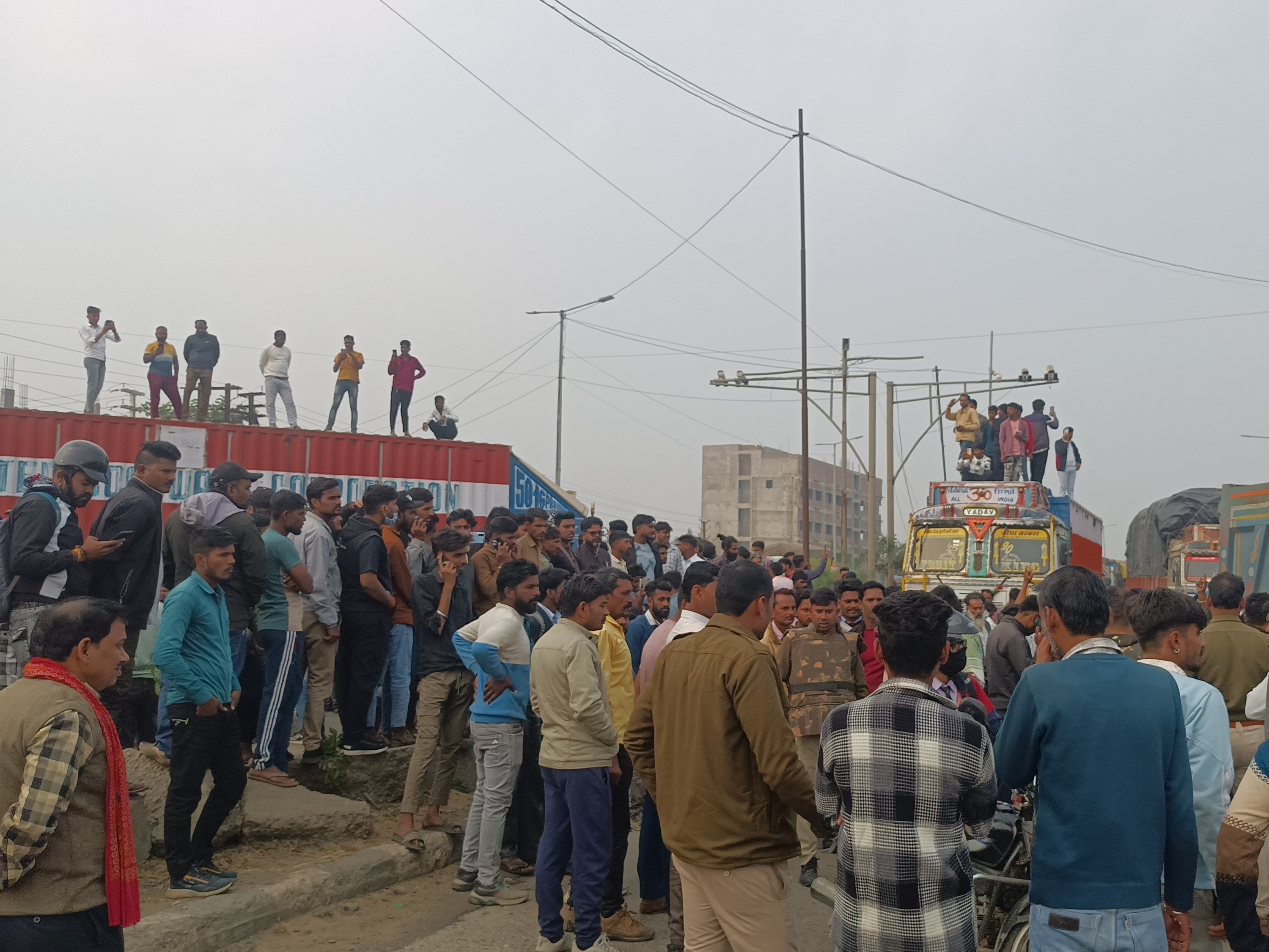 Massive public outrage in Mandideep over child rape; Thousands of ...