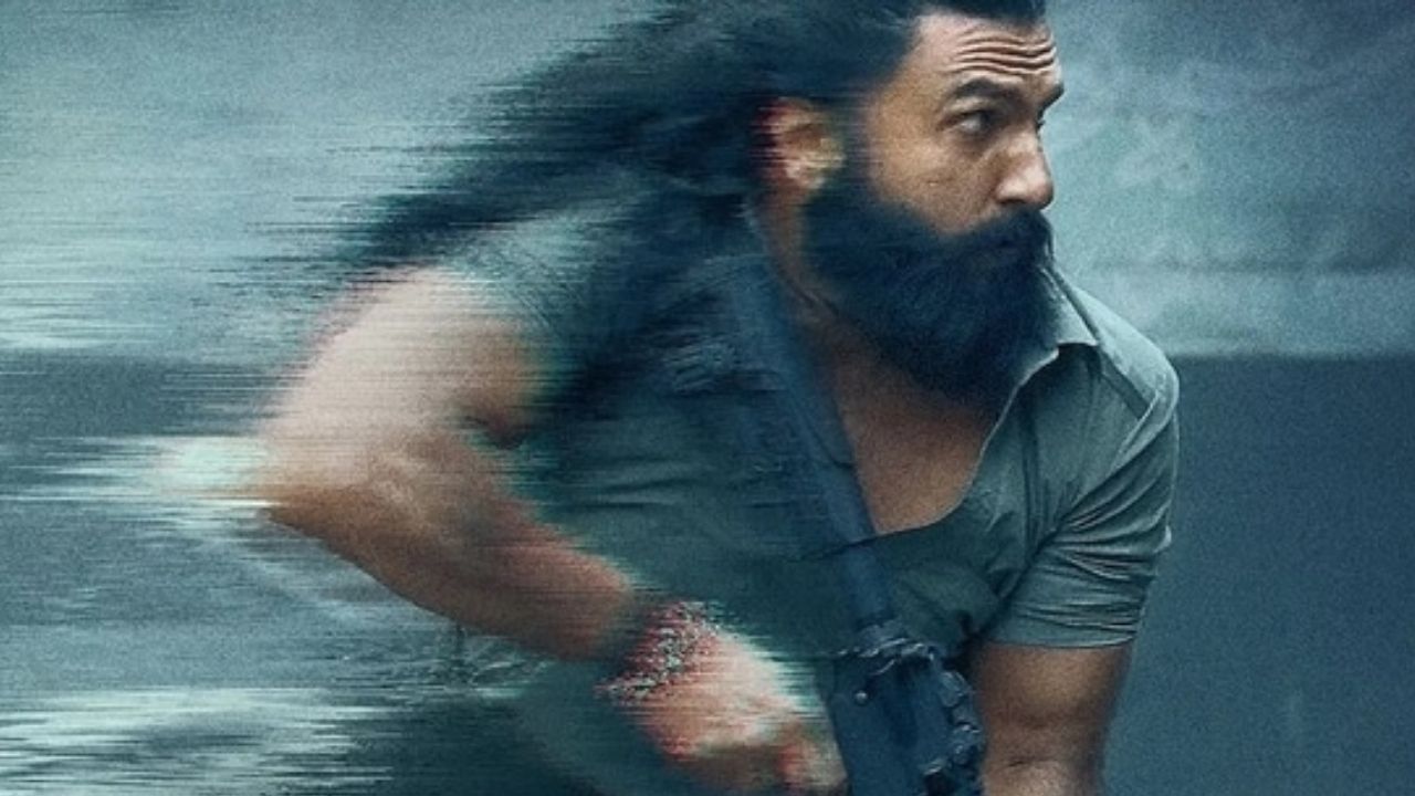 Ranveer Singh's brilliant performance, thriller action-patriotism in the film, story's pace is ...