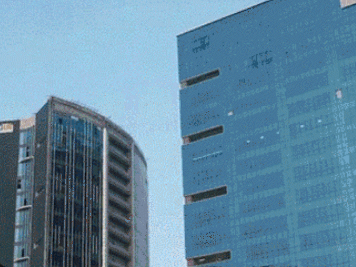 Gujarat's GIFT City Rises as India's Global Hub High tech towers ...