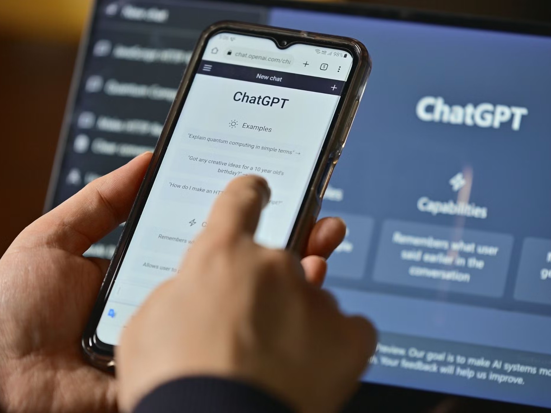 ChatGPT now offers eight built-in personality modes for responses