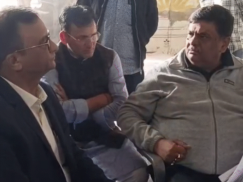 Forest Minister reprimands Sikar Collector, leaves service camp in ...