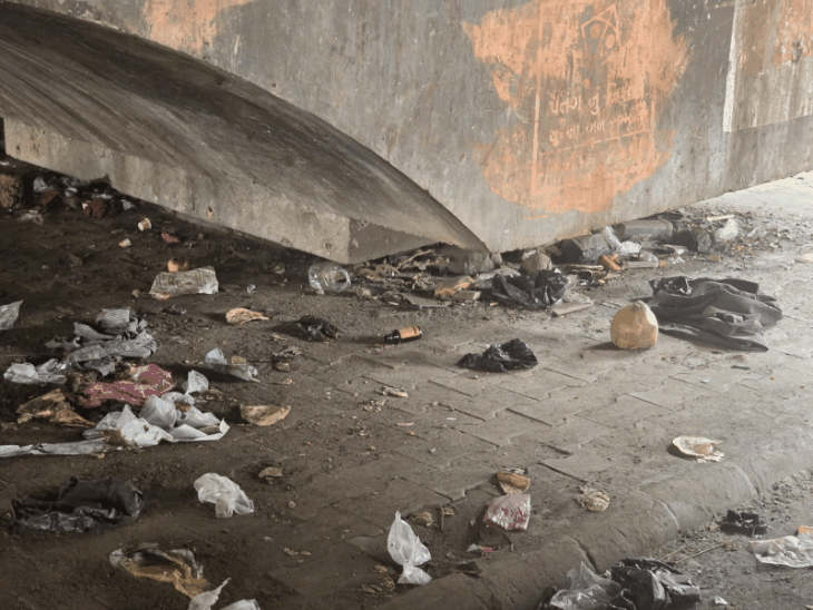 Jamalpur Bridge area turns hub for anti-social activity: Cough syrup ...