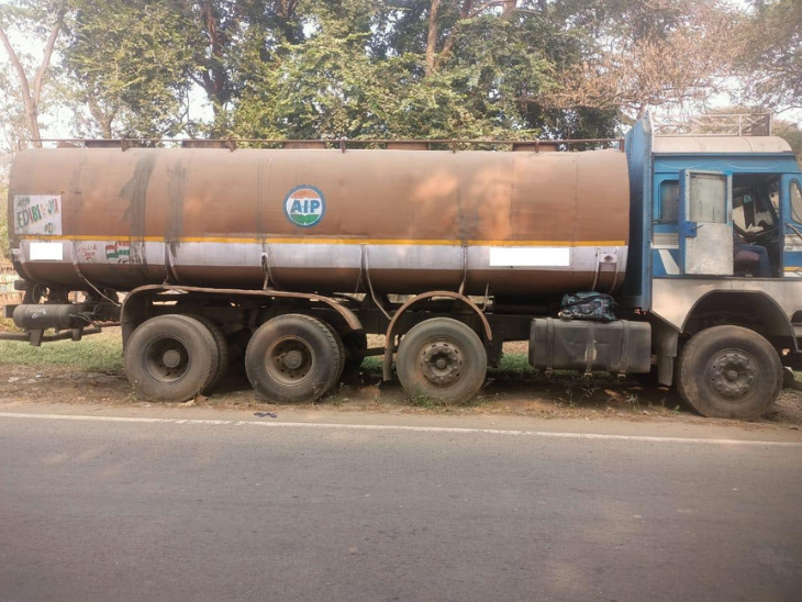 Bhowanipore Police Bust Interstate Oil Tanker Theft Racket, Four ...