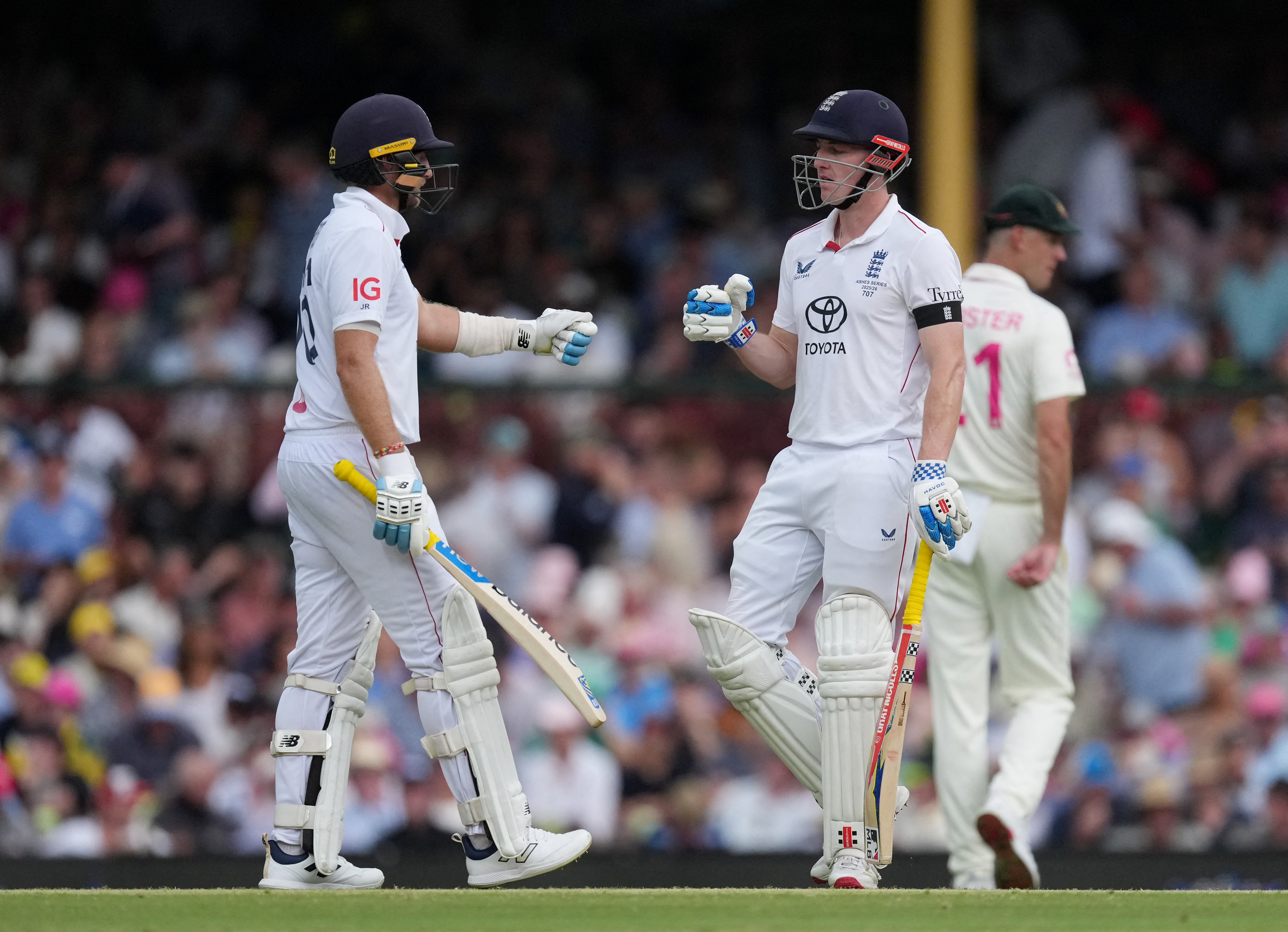 Root-Brook steady England after rain-hit Day 1 at Sydney Test: England ...