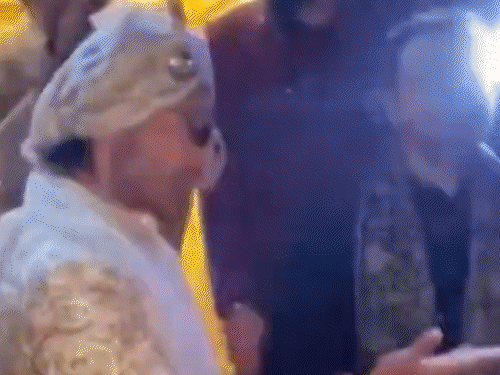 Kriti Sanon's sister Nupur marries singer Stebin Ben Udaipur; Wedding ...