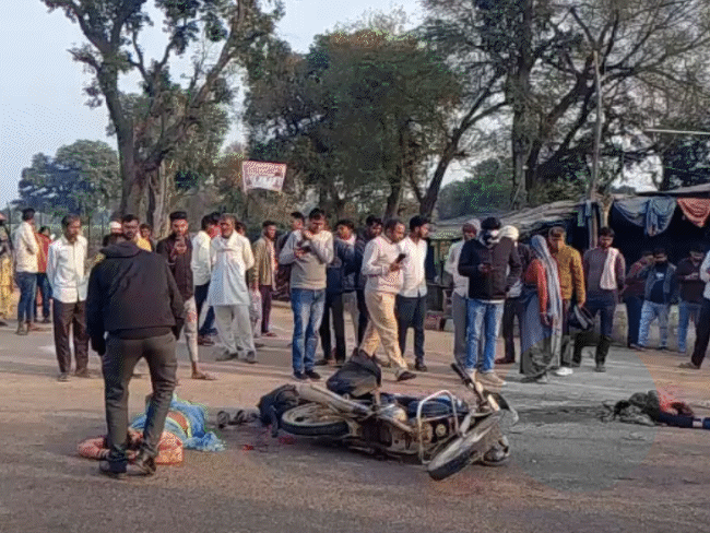 Tikamgarh Accident: Mother Loses Legs, Child Killed by Speeding Dumper