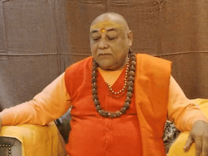 Shankaracharya Swami Rajrajeshwarashram in Agra: Power Not Needed for ...