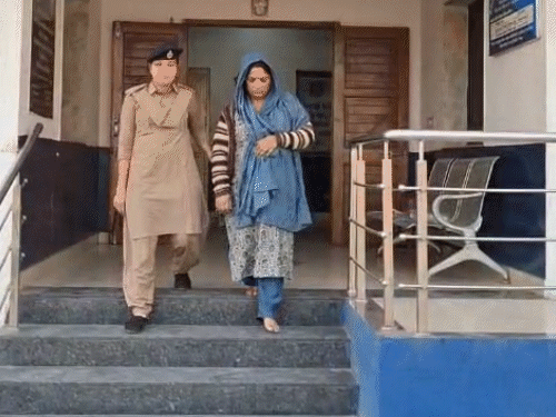 Vapi Counterfeit Currency Racket Busted; ₹24 Lakh Seized, Two Arrested