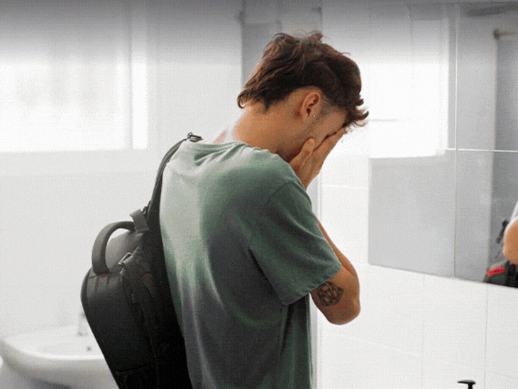 Public Bathroom Anxiety: Management Tips From Psychologist