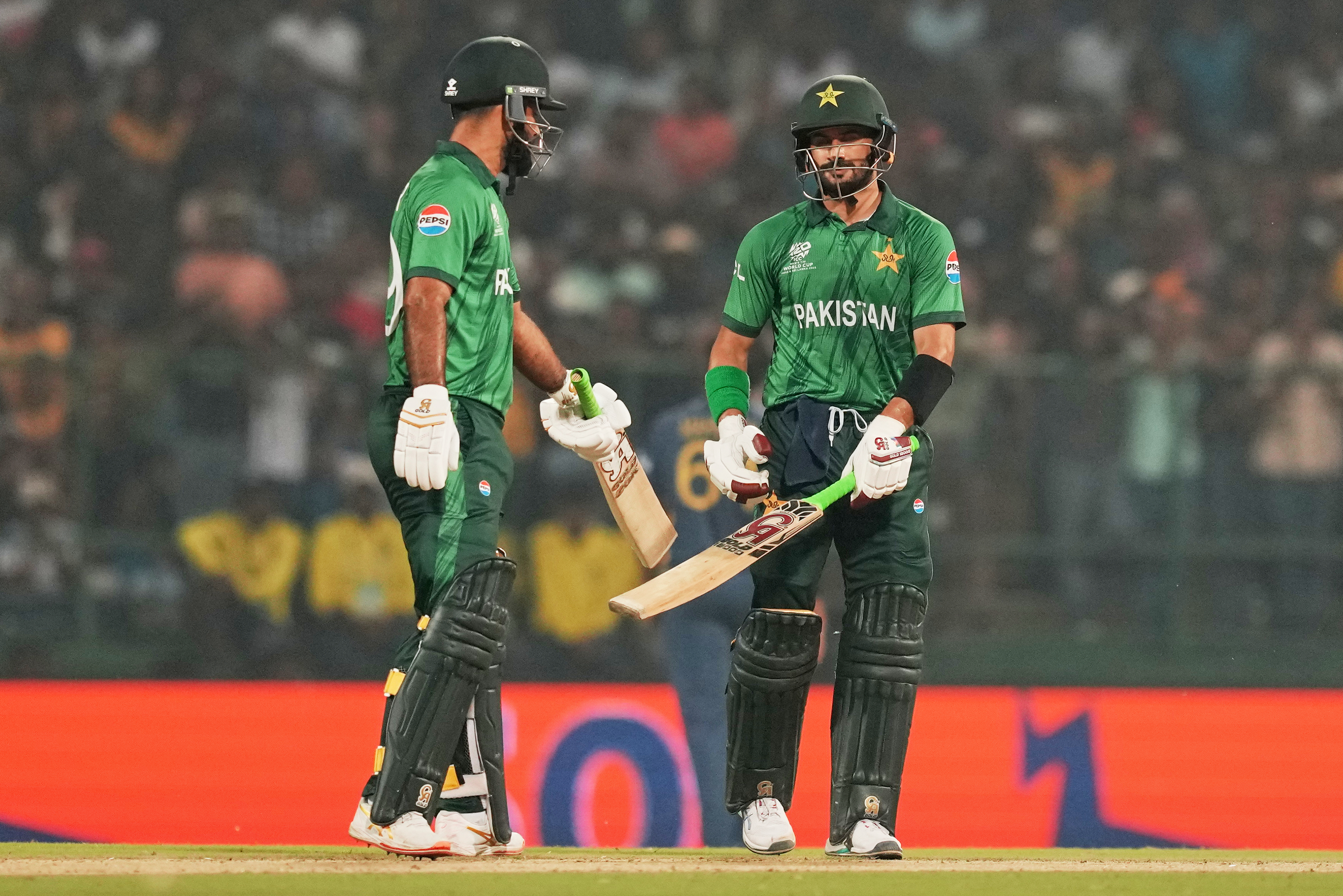 Pakistan Coach Hesson Complaint | PCB Warning T20 WC 2026