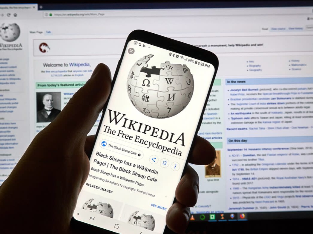 Wikipedia Bans AI Bot Tom | Furious Blog Posts Go Viral