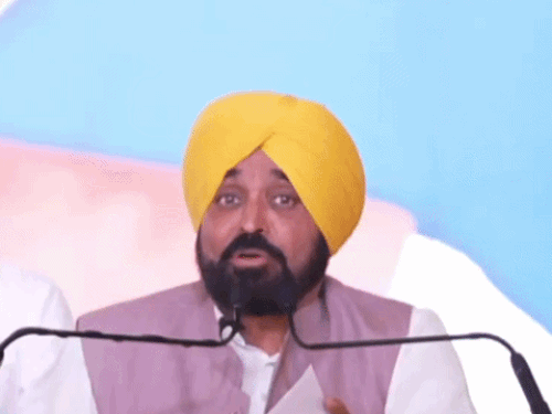 Punjab CM Bhagwant Mann Launches Mawan Dhiyan Satkar Yojana ...