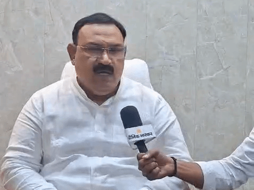 UP Board Answer Sheet Scrutiny Begins | Varanasi CCTV Surveillance
