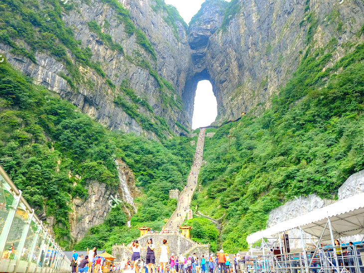 Zhangjiajie National Forest Park and heaven gate in china | चीन के पहले ...