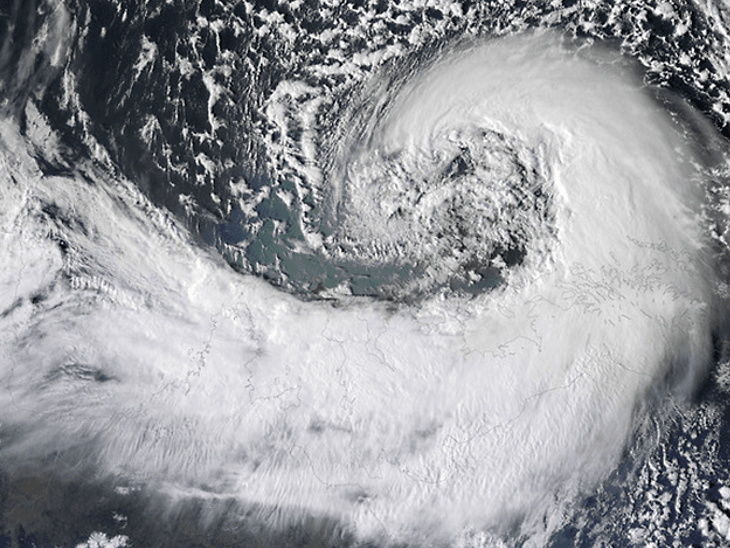 Vayu cyclone can be a disaster for Gujarat due to eye formation of ...