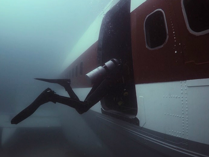 Bahrain,The Boeing 747,successfully submerged, world\'s biggest ...