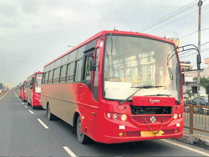 80 midi buses that were to be provided on 5 new routes are also running ...