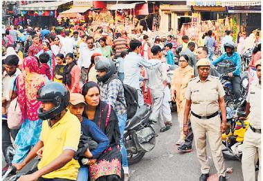 Karnal News - haryana news increased market congestion in festive ...