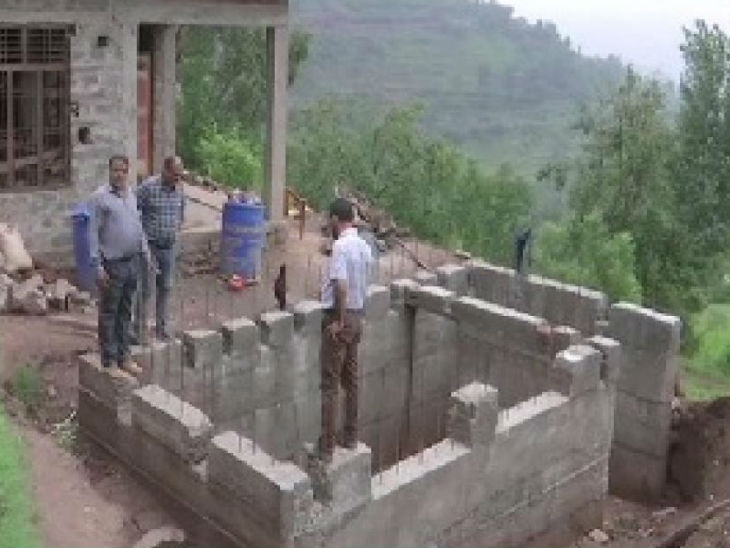 Thousands of bunkers being constructed for safety of citizens in ...