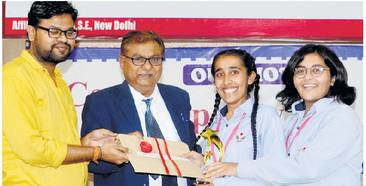 Gwalior News - mp news competition held at gwalior glory high school ...