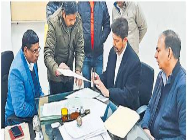 Dr. Nene reached Tehsildar office for registry after getting complete ...