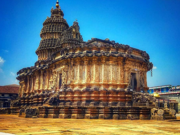 The Shardamba temple of Sringeri was built by Adi Shankaracharya in the ...