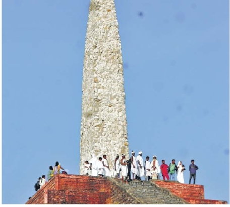 Khuti News - dombari buru is a scenic spot in khunti district ...