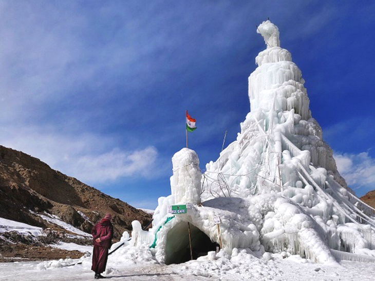 indias first ice stupe cafe in Ladakh open till may for tourist see ice ...