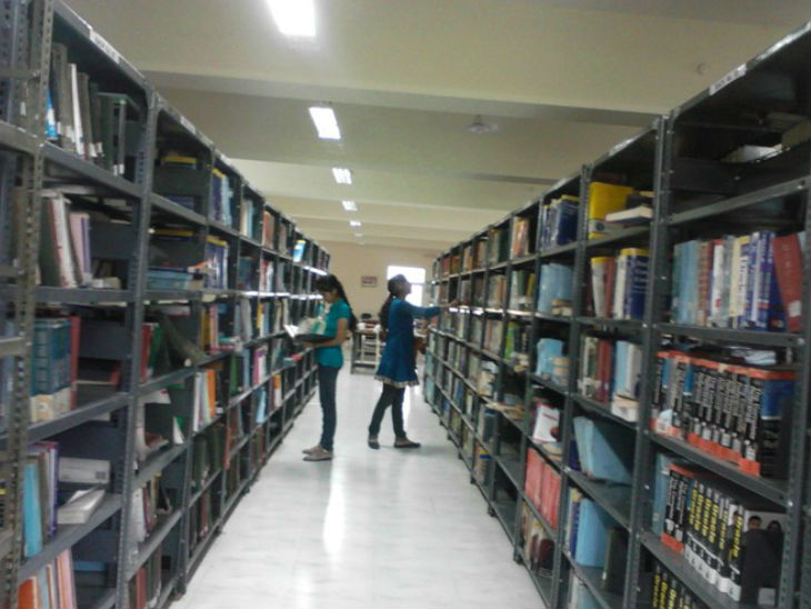 3-3 hundred literary books to be kept in library of DAVV and 10 ...
