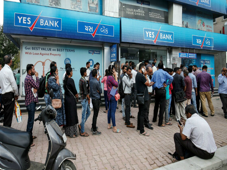 Yes Bank crisis: Moneyless in Seattle, card holders send SOS | कैश की ...