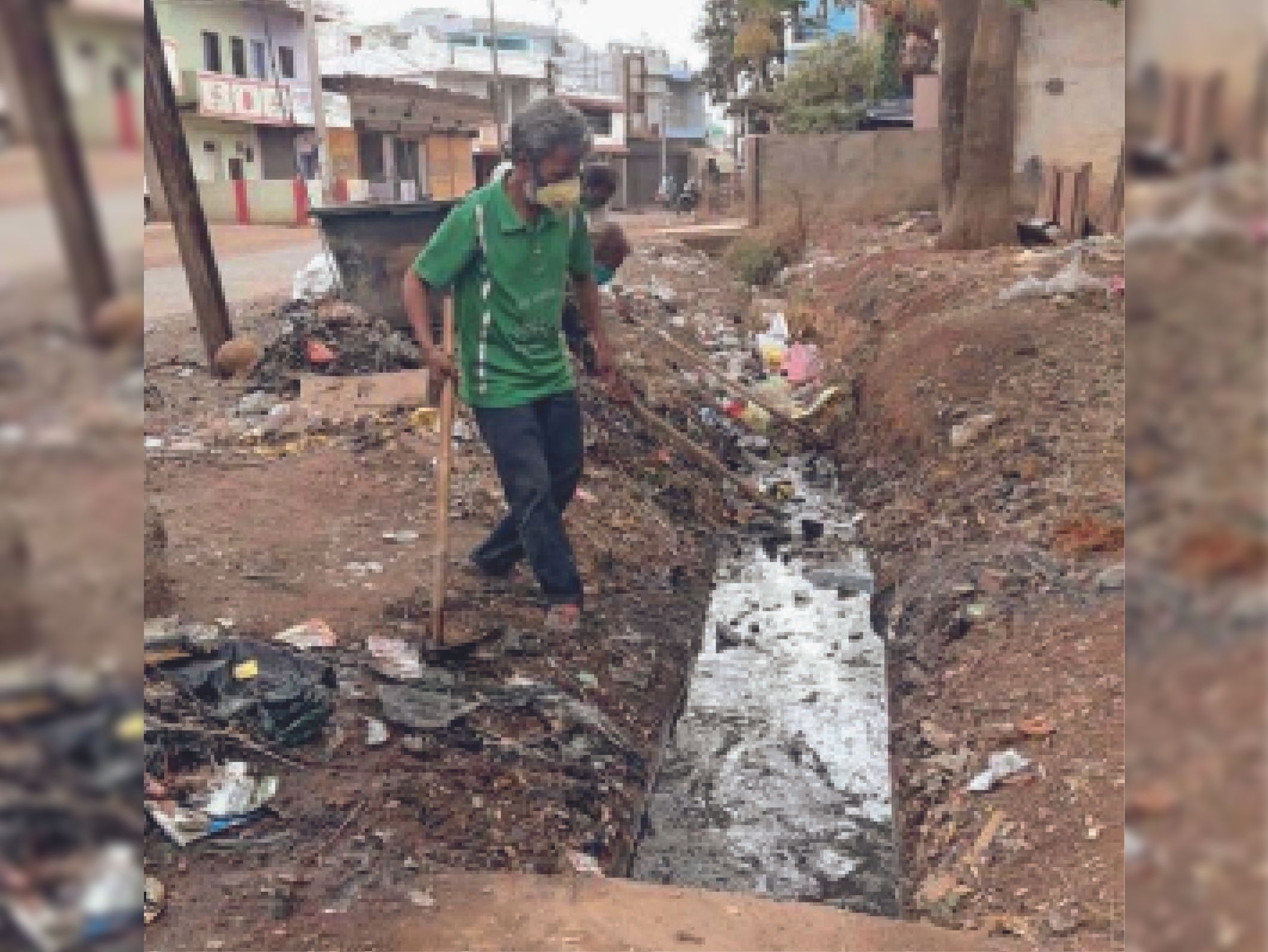 75% of the polythene released in the waste due to cleaning of drains ...