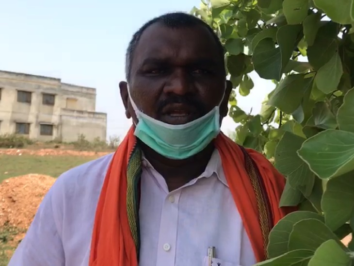 Chandankiyari BJP MLA Amar Bauri on Stone throwing at Corona Warriors ...