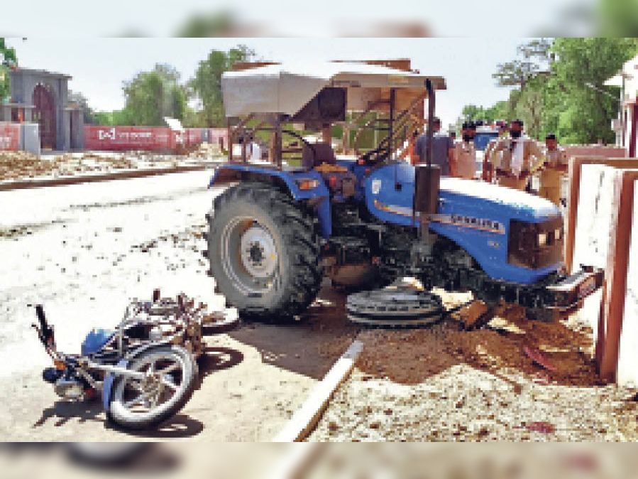 Truck hits tractor, three bike riders injured in tractor collision ...