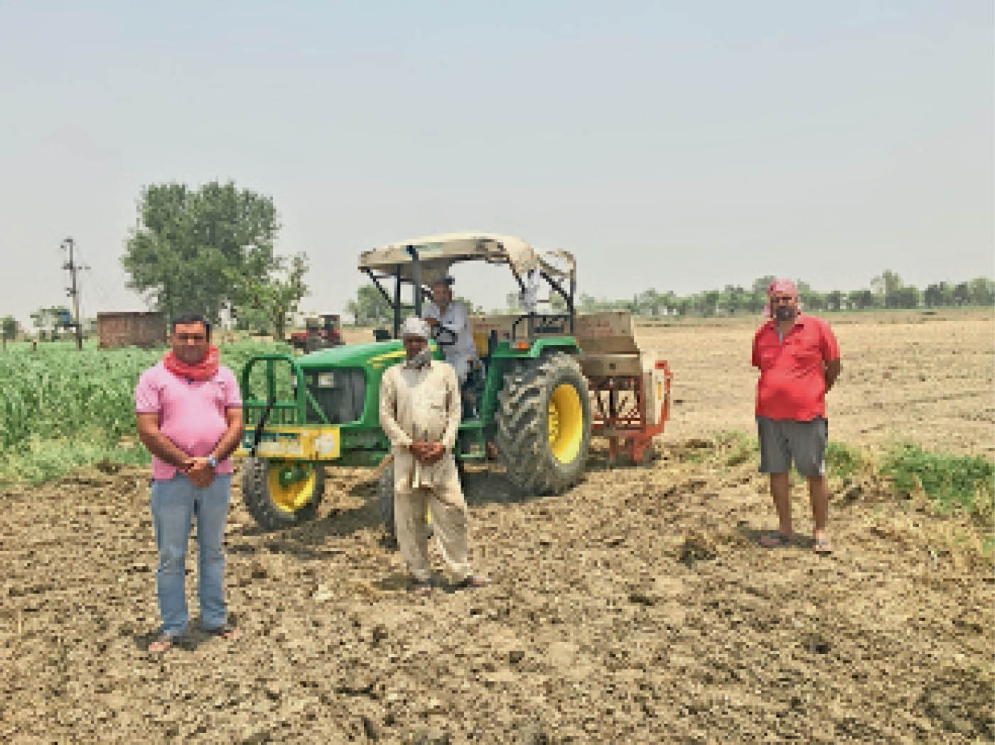 Farmers doing direct sowing of paddy using DSR method to save water ...