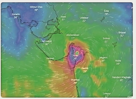 Threat of 8 cyclones hit Gujarat-Saurashtra in 6 years, survived every time