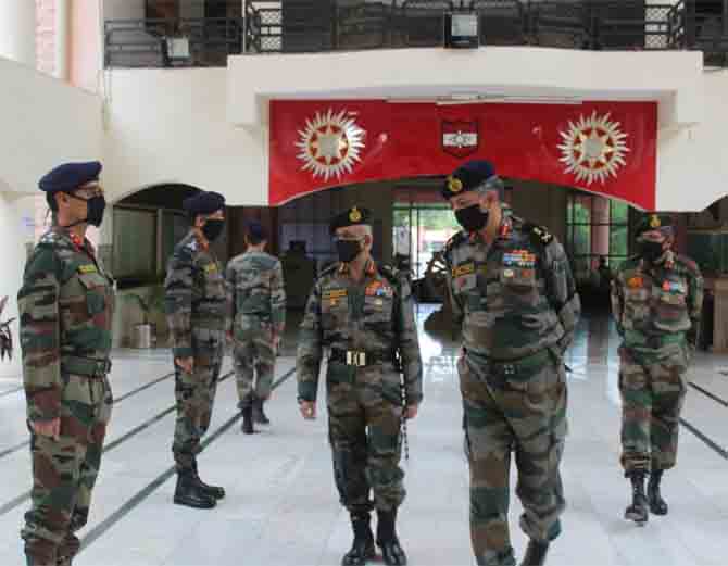 Commander of Southern Command of Indian Army took stock of military ...