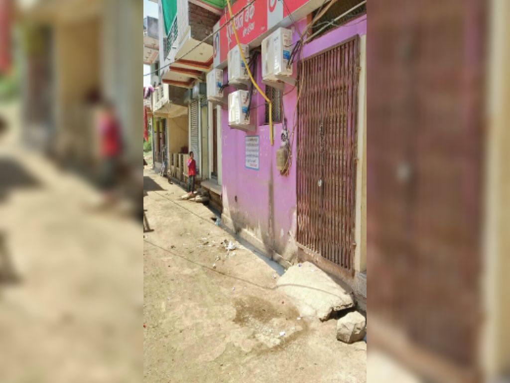 The only bank in Veerpur closed if the Containment Zone is declared ...