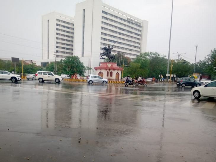 Rain in Indore today: Parts of Indore, Madhya Pradesh witness moderate ...