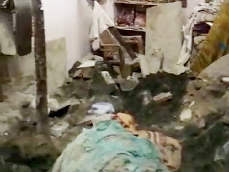 Roofer Deaths In MP; Husband And Wife, 4 Children Dies After Falling ...