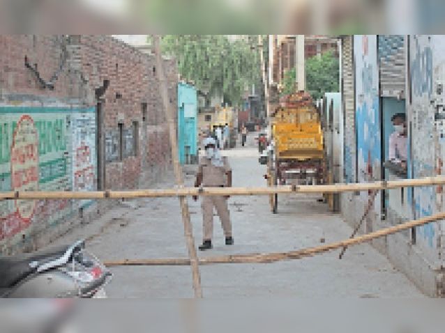 Security Line of Containment Zone Breaking Outside, Shopping Outside ...
