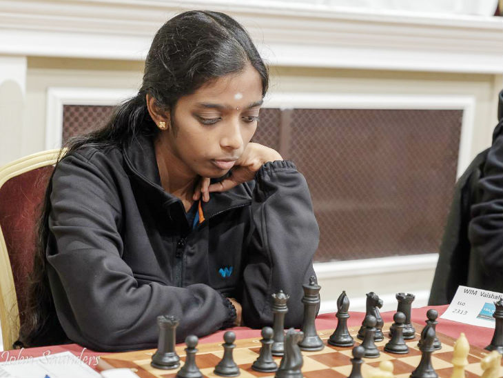 Indian Chess Player R Vaishali FIDE chess.com Speed Chess Championships ...