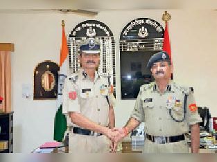 BSF DIG took charge of Pushpendra Singh | पदभार: बीएसएफ डीआईजी का चार्ज ...