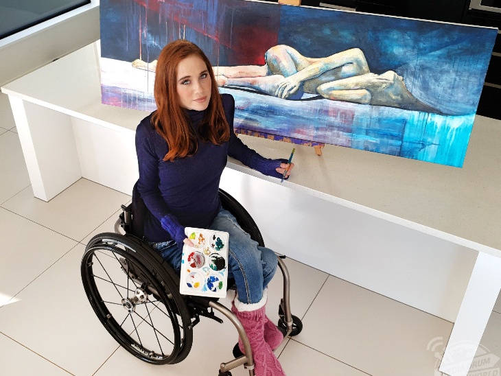 Instagram gave the story of paralyzed model Claire Freeman, who modeled ...