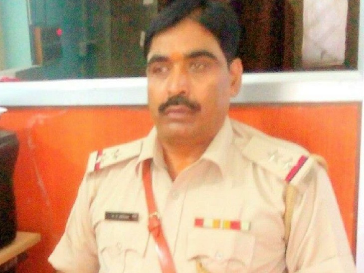 FIR lodged against Barhat suspended SHO Harish Pathak | कार्रवाई: बरहेट ...