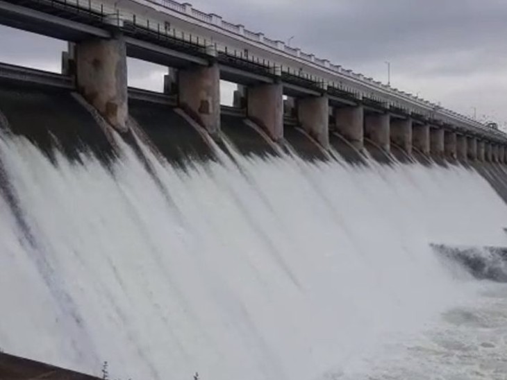 Saurashtra's biggest Shetrunji dam goes down after 5 years, alert in 17 ...